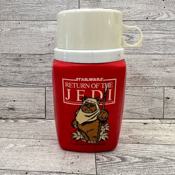 Star Wars | Kitchen | Star Wars 983 Return Of The Jedi Ewok Red Plastic ...